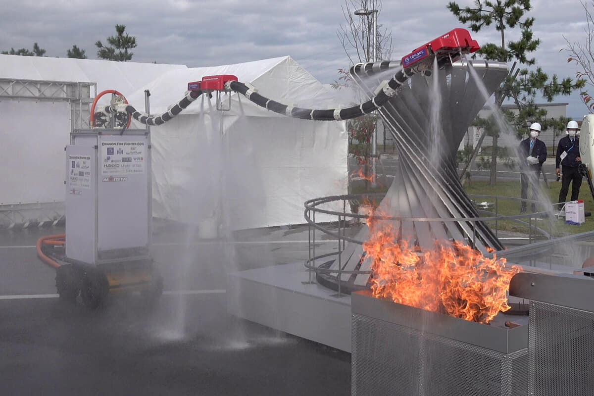 One Foot Tsunami: Fight Fire With Dragon